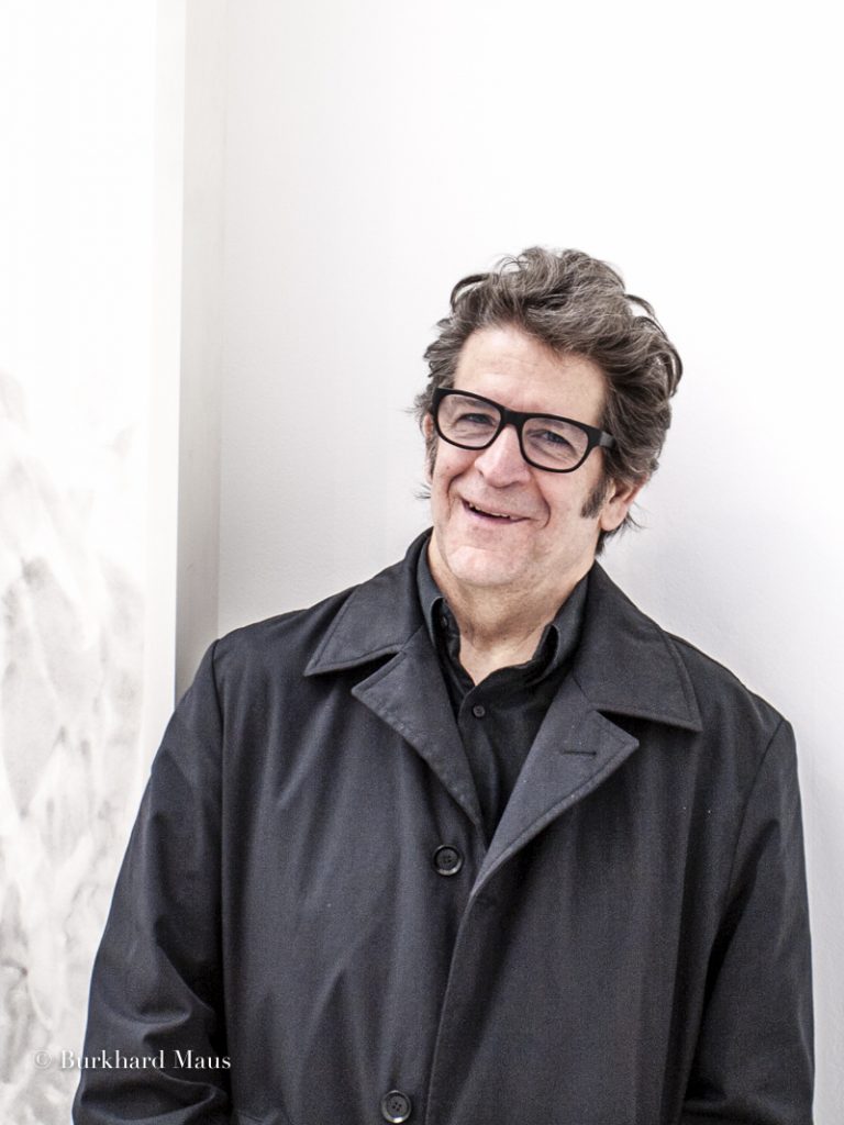 Hans-Peter Feldmann - Robert Longo: Louisiana Museum of Modern Art ...